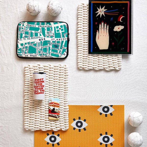 16 Unique Gift Websites to Find the Perfect Gifts | ClothedUp