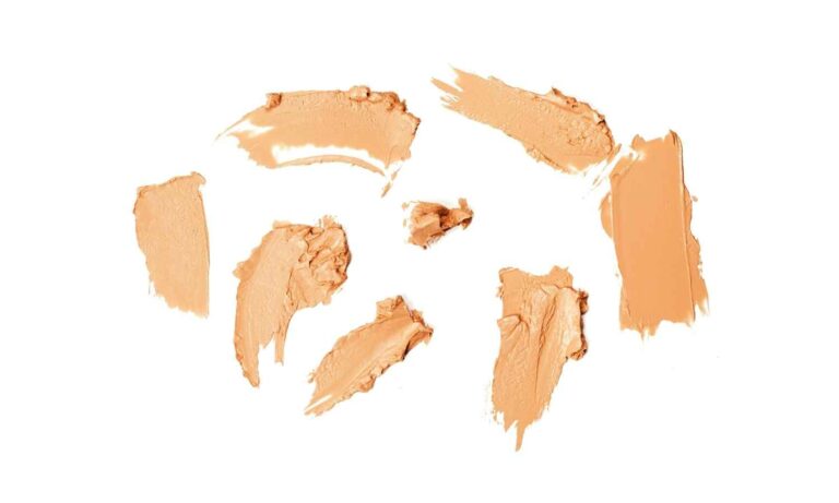 How to Apply Liquid Foundation in 3 Easy Steps | ClothedUp